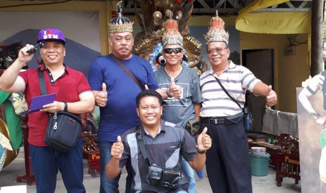SEWA BUS PARIWISATA BATAM - PT. BATAM FAMILI TURIS